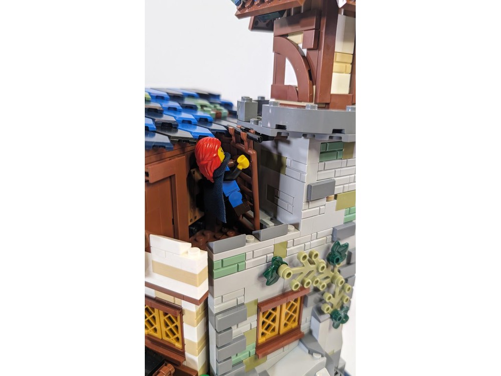 LEGO MOC Falconer's Tower by andrewfanoflego | Rebrickable - Build with ...