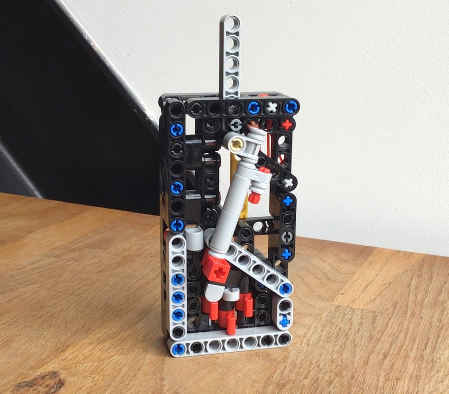 LEGO MOC Push Latch Mechanism by Poemes | Rebrickable - Build with LEGO