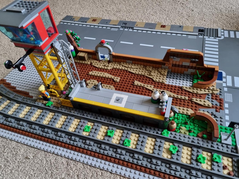 LEGO MOC Train Platform by Bricklesey | Rebrickable - Build with LEGO