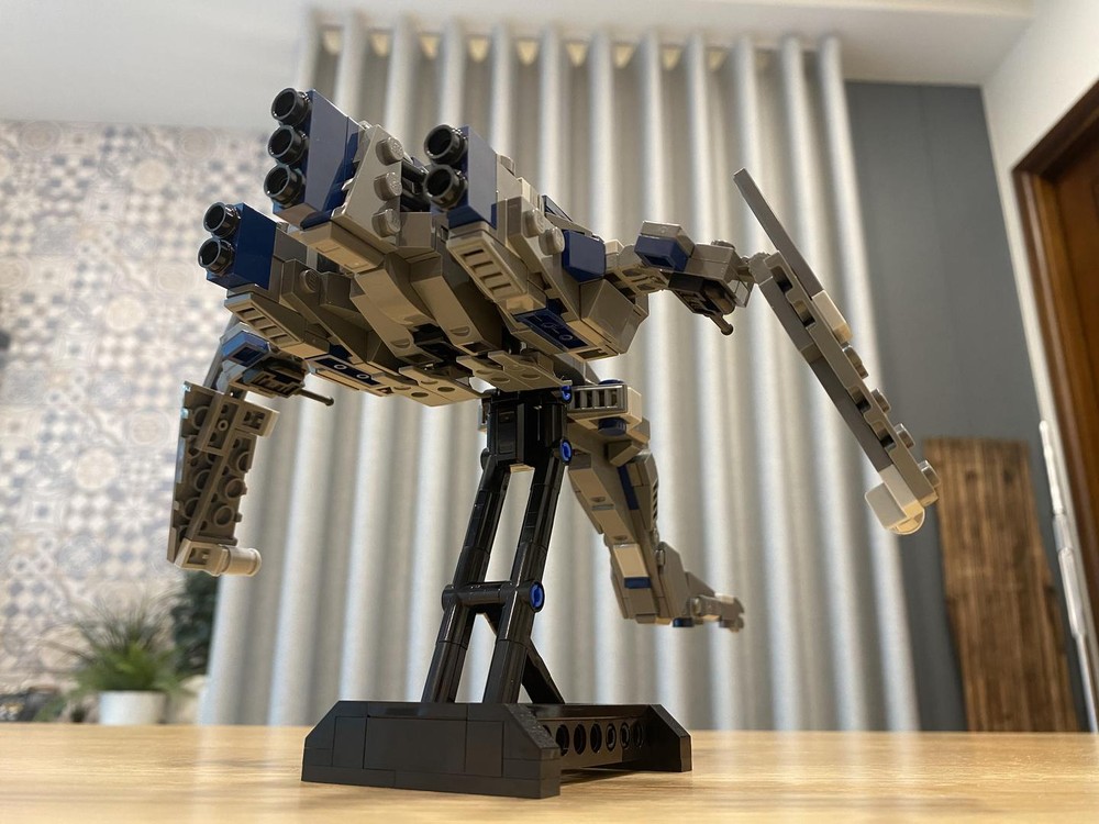 LEGO MOC Caracal Attack Cruiser, EVE Online by RDE260 | Rebrickable ...