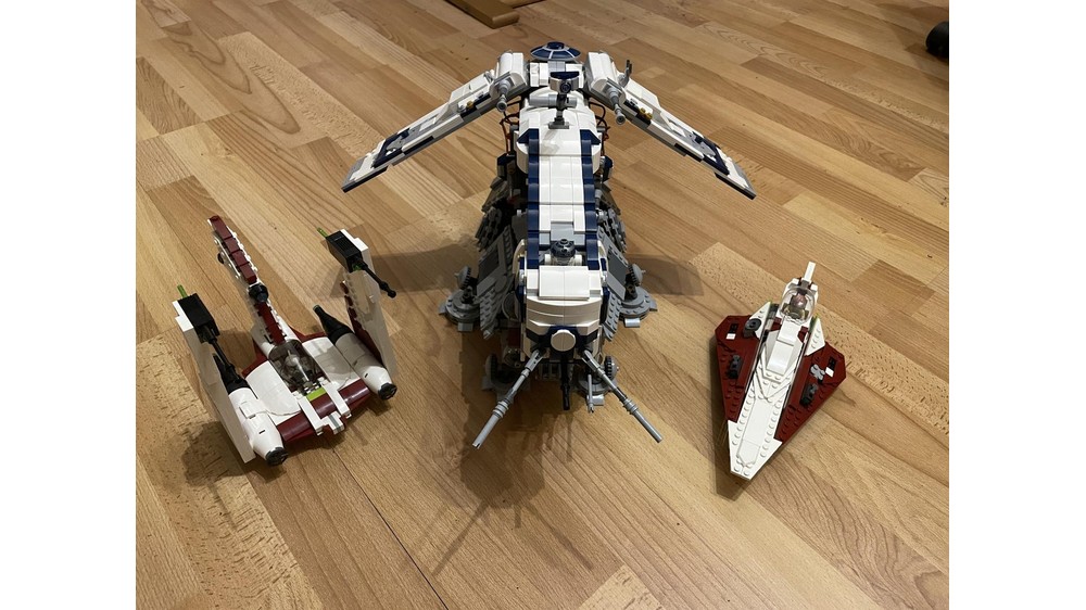 LEGO MOC R2-D2's Personal Republic Dropship - 75379 alternative build by zsoltom | Rebrickable ...