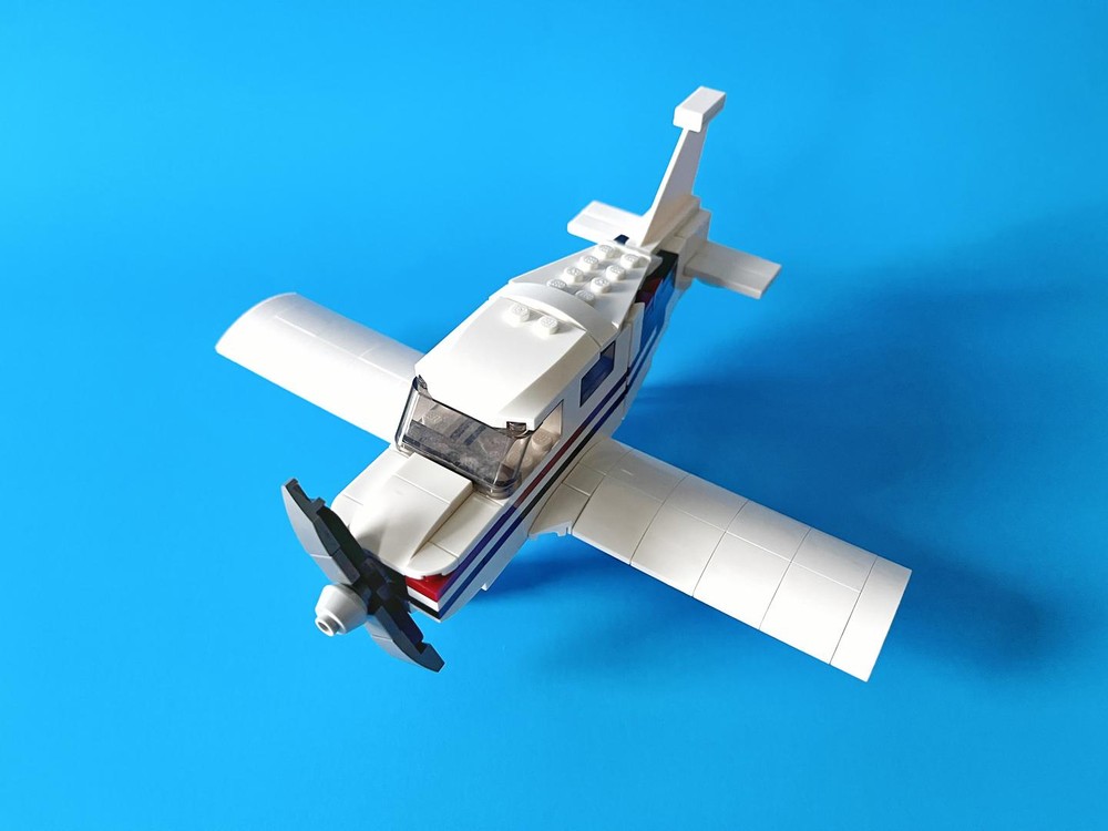 LEGO MOC Piper Archer by Brown_Bricks | Rebrickable - Build with LEGO