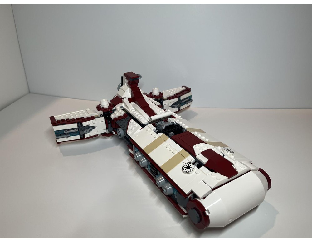 LEGO MOC Republic Pelta-Class Medical Frigate by leeman1919 ...