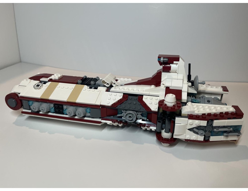 LEGO MOC Republic Pelta-Class Medical Frigate by leeman1919 ...