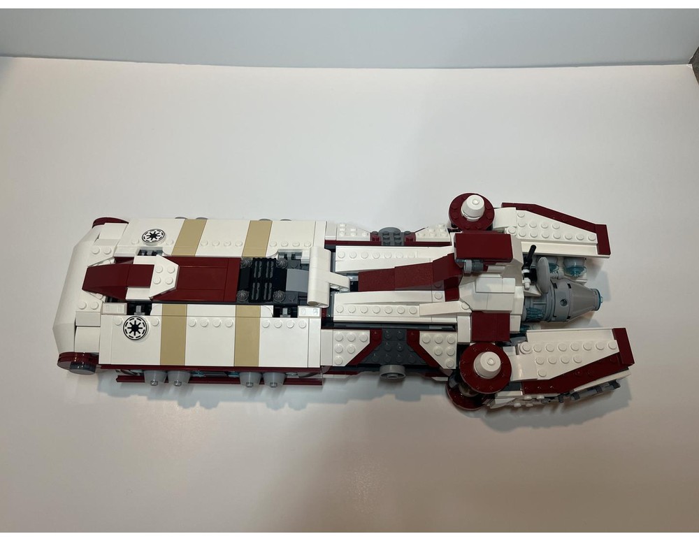 LEGO MOC Republic Pelta-Class Medical Frigate by leeman1919 ...