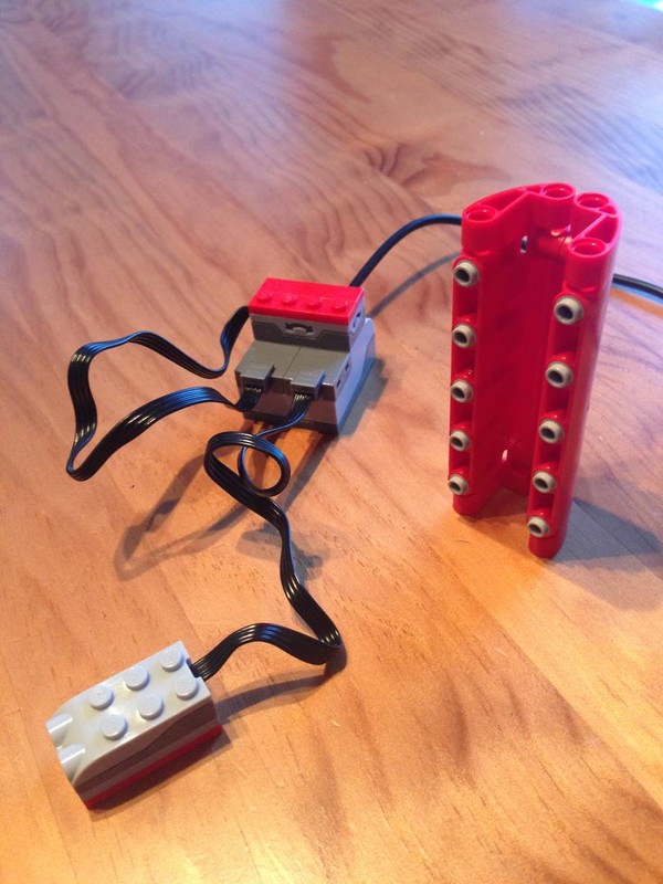 LEGO MOC Lego WeDo Joystick by Peter_W | Rebrickable - Build with LEGO