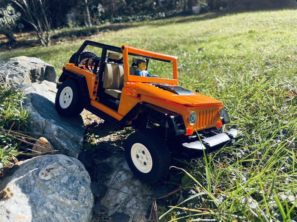 LEGO MOC Jeep Wrangler by gyenesvi | Rebrickable - Build with LEGO