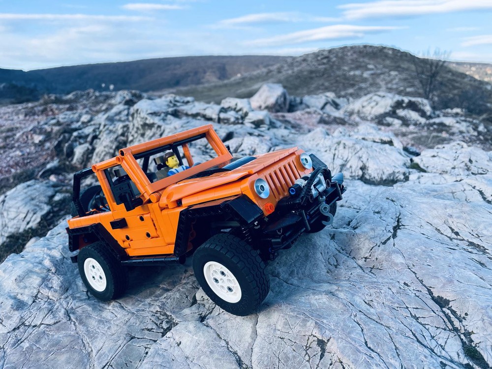 LEGO MOC Jeep Wrangler by gyenesvi | Rebrickable - Build with LEGO