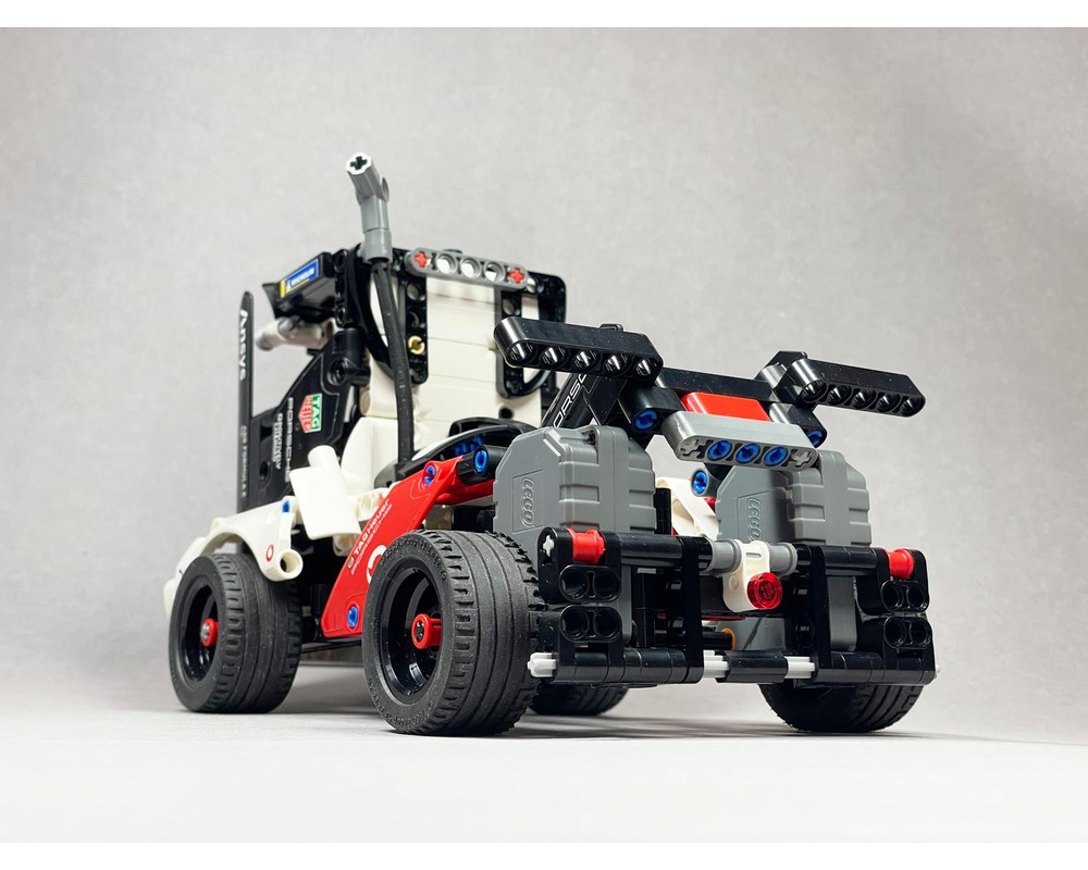 LEGO MOC Race Truck by Guys and Bricks | Rebrickable - Build with LEGO