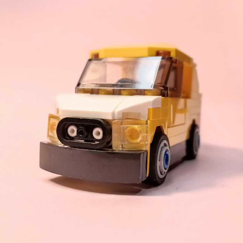 LEGO MOC Yellow Hatchback by PAVLI_STUDIO | Rebrickable - Build with LEGO
