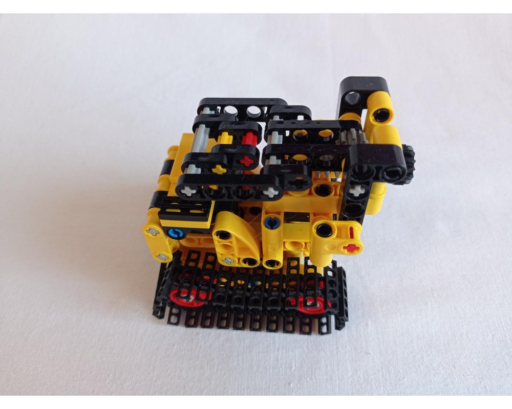 LEGO MOC Katyusha BM-13 CT3-5 42163 Alternative by ErikGS | Rebrickable - Build with LEGO