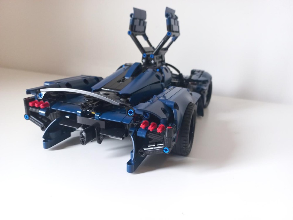 LEGO MOC 42154 Aston Martin Valkyrie alternate build (working steering ...