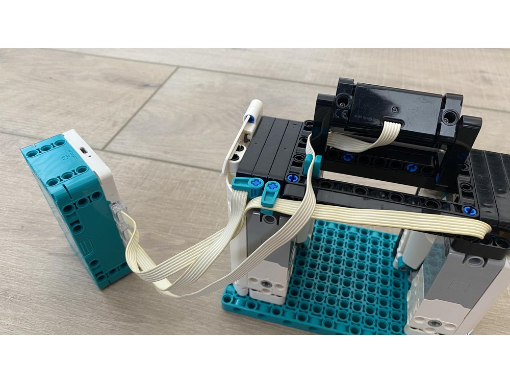 LEGO MOC Automatic Sliding Doors by BD Technic | Rebrickable - Build ...