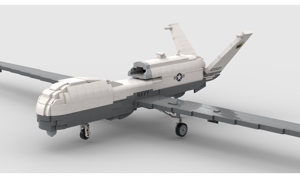 LEGO MOC MQ4C Triton Drone by BeBox | Rebrickable - Build with LEGO