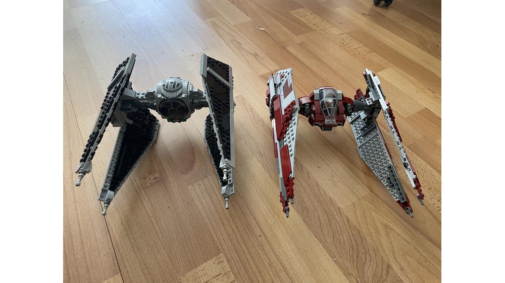 LEGO MOC Ahsoka Tano's TIE Interceptor - 75362 Alternative build by ...