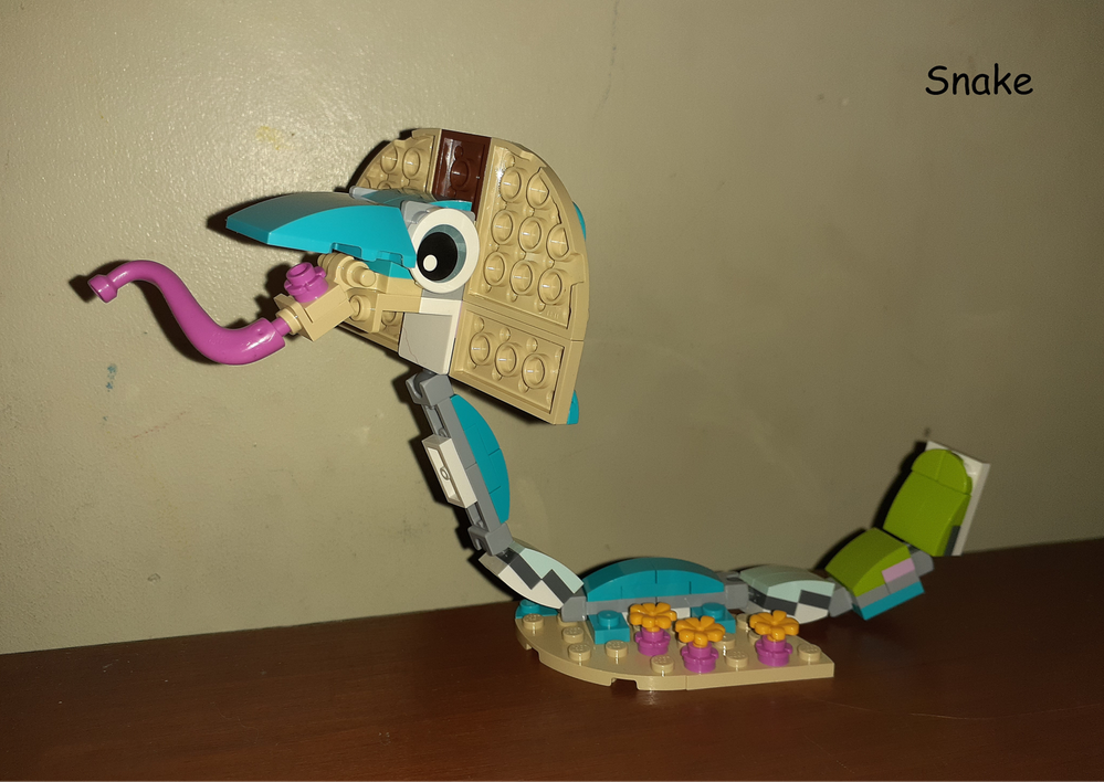 LEGO MOC Snake - alt of 31128-1 by ChzHd | Rebrickable - Build with LEGO