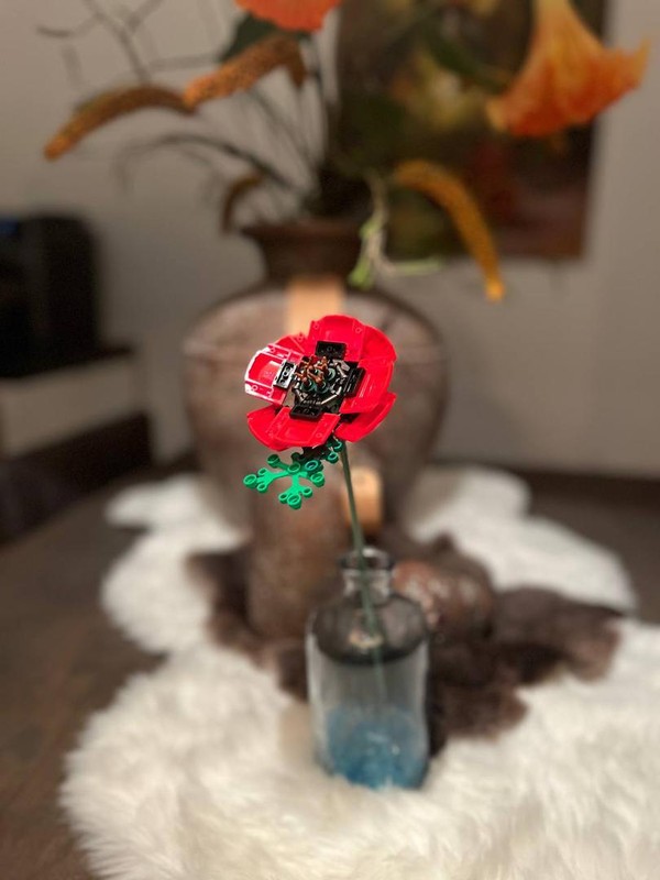 LEGO MOC Poppy by DolopBouwen | Rebrickable - Build with LEGO
