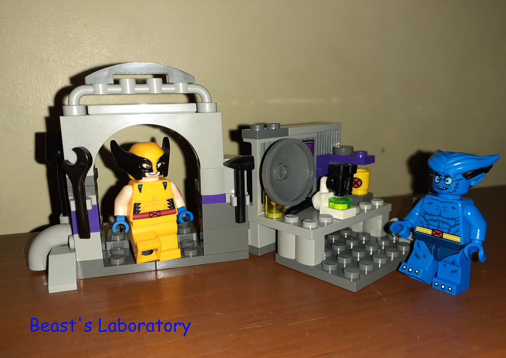 LEGO MOC Beast's Laboratory - alt of 76253-1 by ChzHd | Rebrickable ...