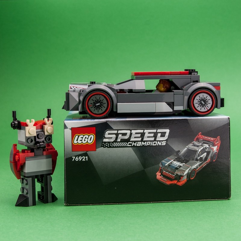 LEGO MOC 76921 Awdi TTT 2035 by Keep On Bricking | Rebrickable - Build ...