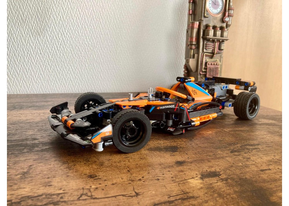 LEGO MOC 2024 F1 Season Formula 1 Racer by CreationCaravan (Brad Barber ...