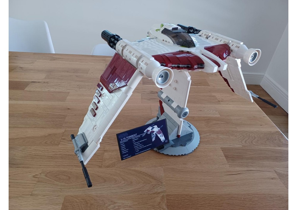 LEGO MOC V-19 TORRENT UCS by Eventus_Engineering_System | Rebrickable ...
