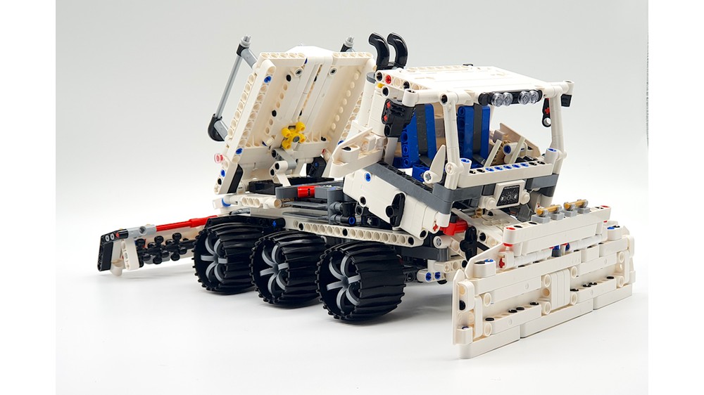LEGO MOC 42158 alternate: Snow Groomer by alter-lego | Rebrickable ...
