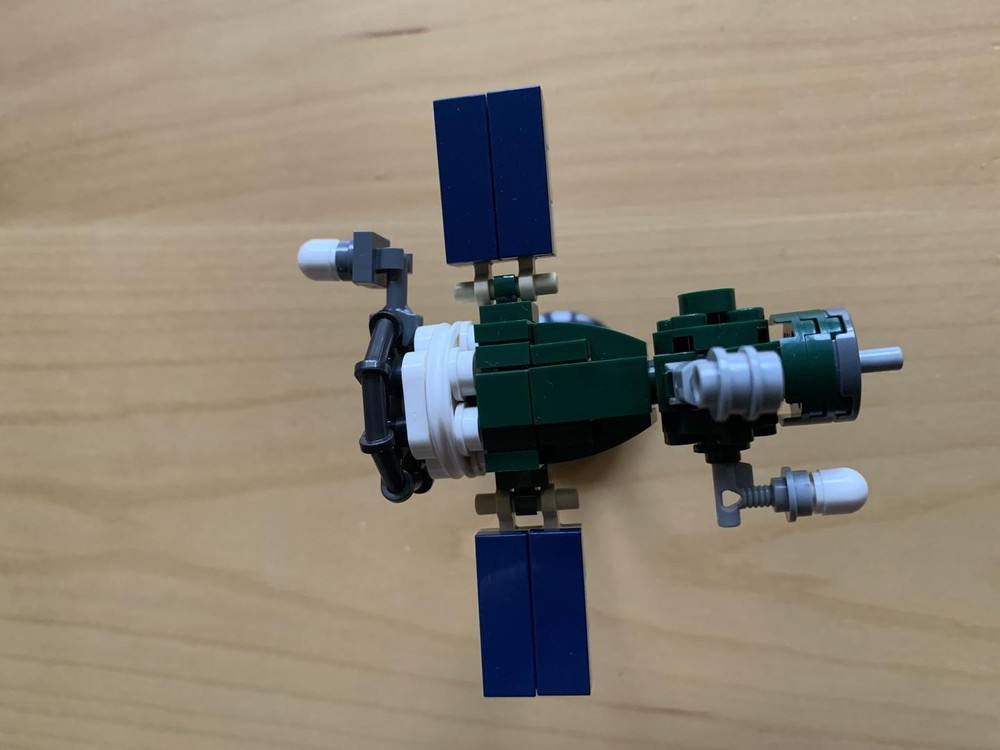 LEGO MOC Soyuz 7K-OK - 1:110 by JonHull | Rebrickable - Build with LEGO