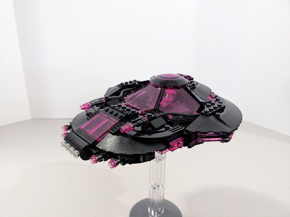 LEGO MOC-181629 Pink Patroller by Dethark75 | Rebrickable - Build with LEGO