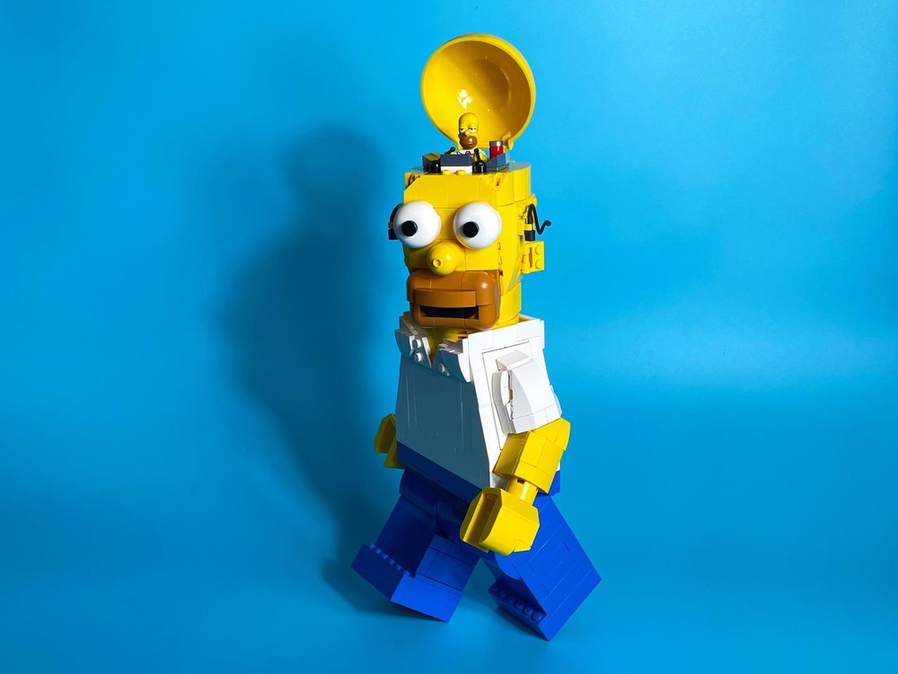 LEGO MOC-181693 Upscaled Minifigure Homer by Michelanlego | Rebrickable ...