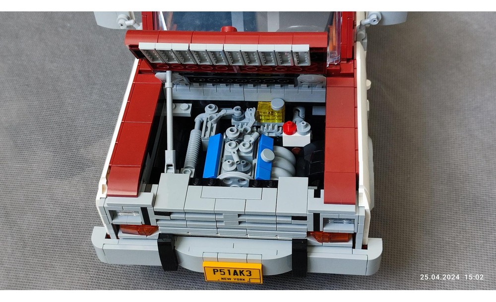 LEGO MOC Dodge RAM 1990 (1st generation) by syzygy87 | Rebrickable ...