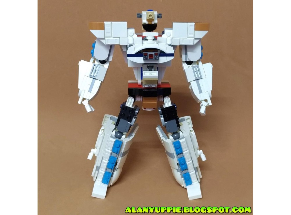LEGO MOC Transformer Star-destroyer robot using set 31152 by alanyuppie ...