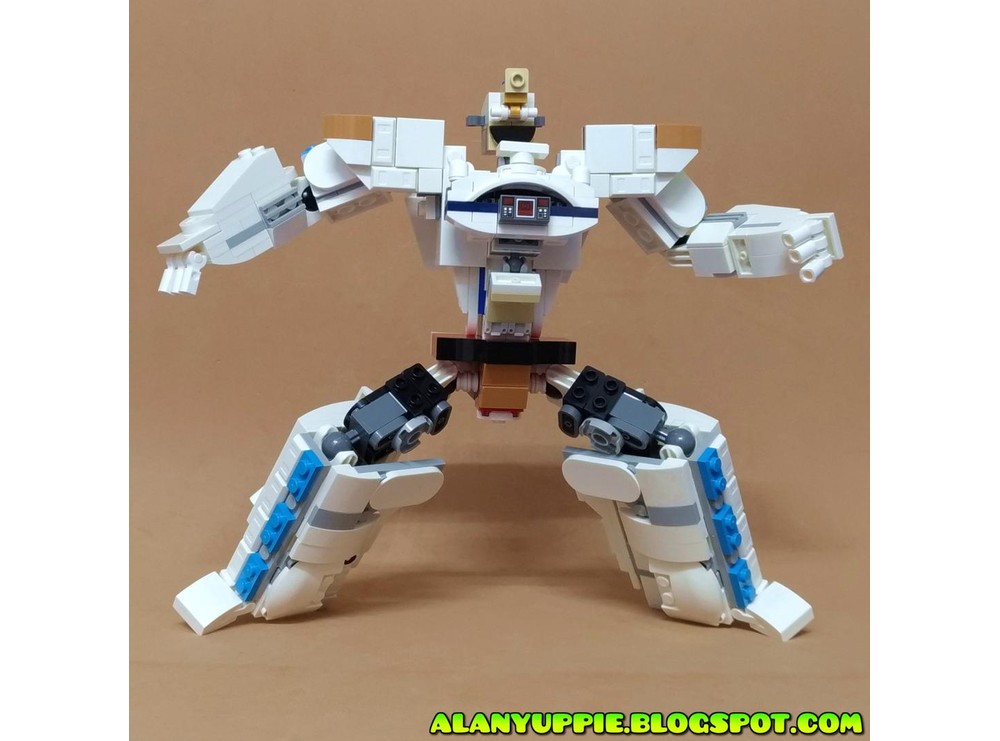 LEGO MOC Transformer Star-destroyer robot using set 31152 by alanyuppie ...