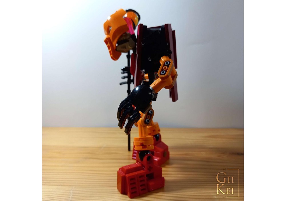 LEGO MOC Turaga Vakama Re-Invention by GiiKei | Rebrickable - Build ...