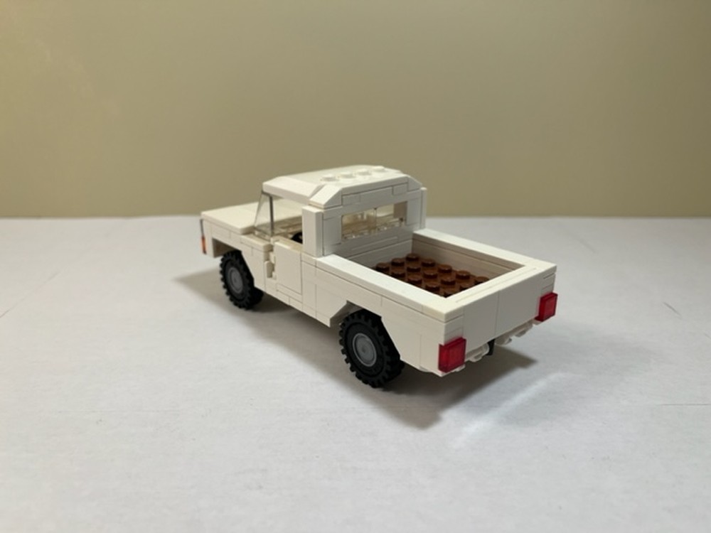 LEGO MOC Pickup Truck by Brown_Bricks | Rebrickable - Build with LEGO