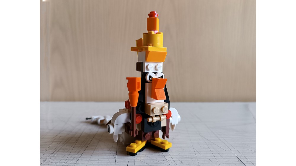 LEGO MOC Angry Monarch by WoodenBoxProjects | Rebrickable - Build with LEGO