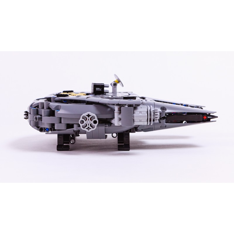 LEGO MOC Millennium-Falcon | Corellian YT-1300 Light Freighter (42156 ...