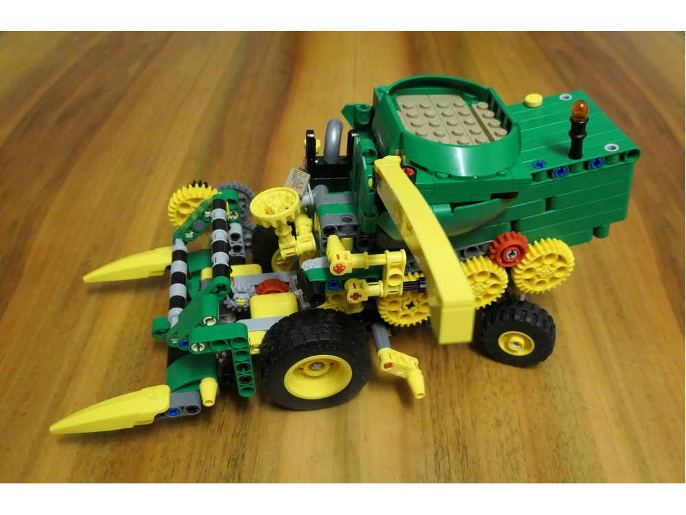 LEGO MOC 42168 Combine Harvester by Larsagri | Rebrickable - Build with ...