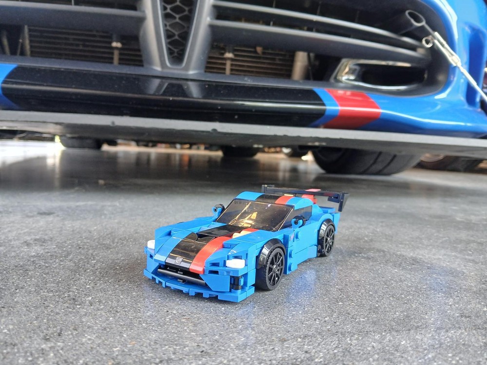 LEGO MOC INSPIRED BY- Dodge Viper ACR by ExcessiveCarStuff ...