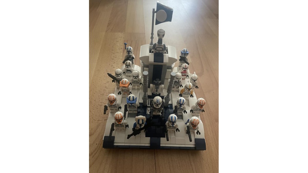 LEGO MOC Clone Platoon Minifigure Display by zsoltom | Rebrickable ... LEGO MOC Clone Platoon Minifigure Display by zsoltom | Rebrickable ...
