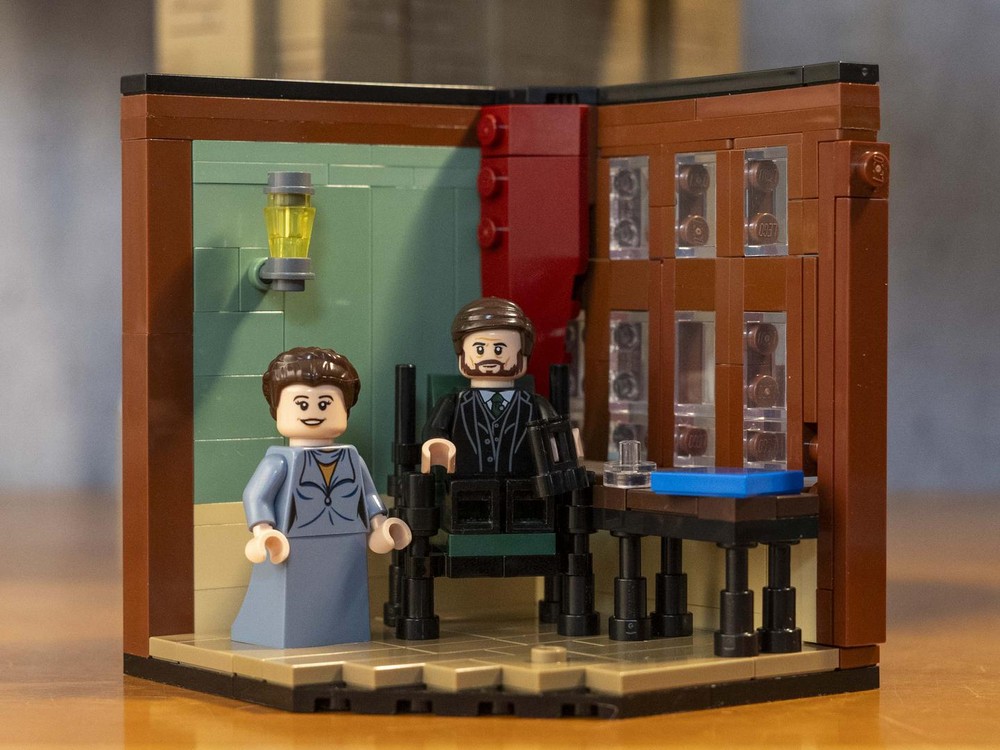 LEGO MOC The Roebling House (Brooklyn Bridge side build) by benobo94 ...