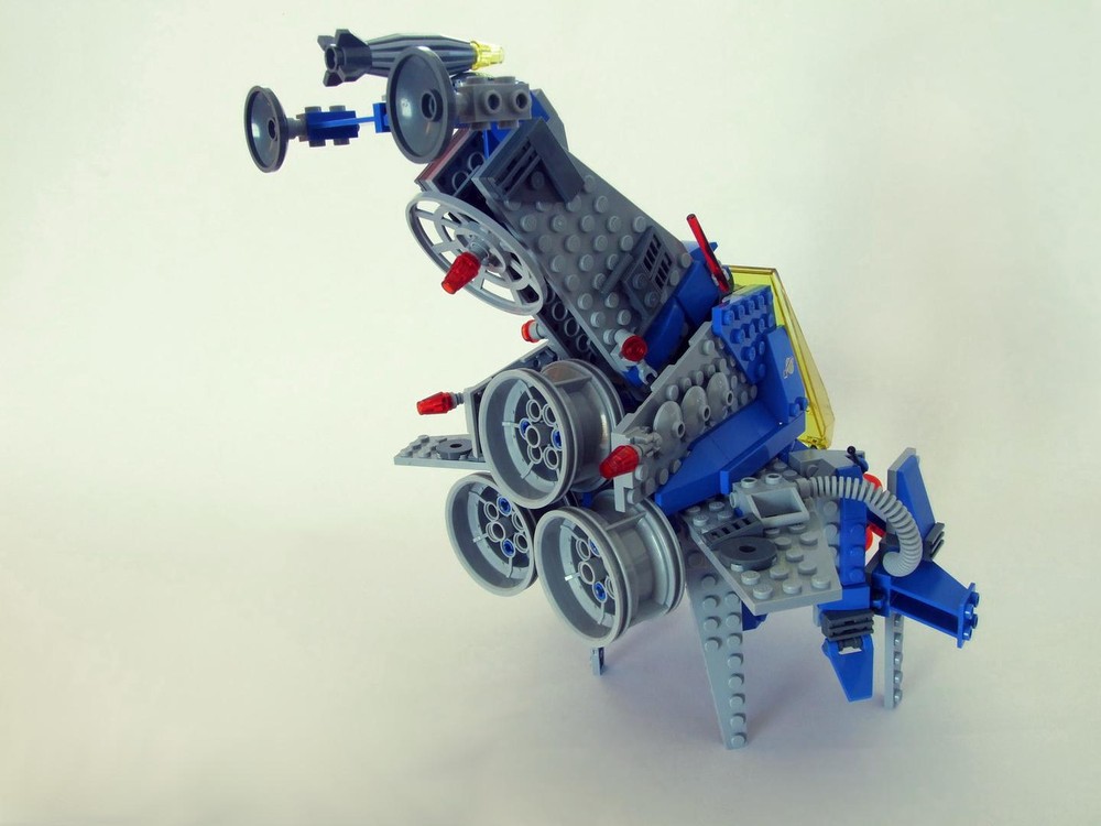 LEGO MOC Space, Benny's Spaceship Alternate Build by pturecki ...