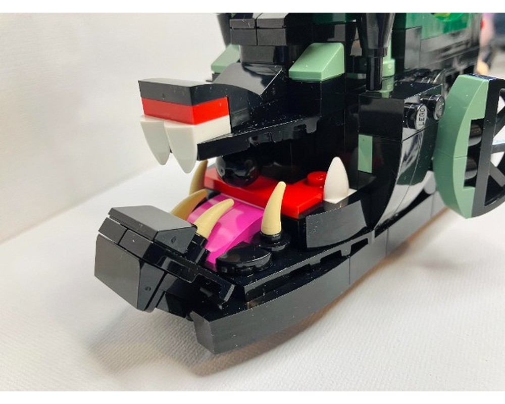 LEGO MOC a scary tanning vehicle by EVA001 | Rebrickable - Build with LEGO