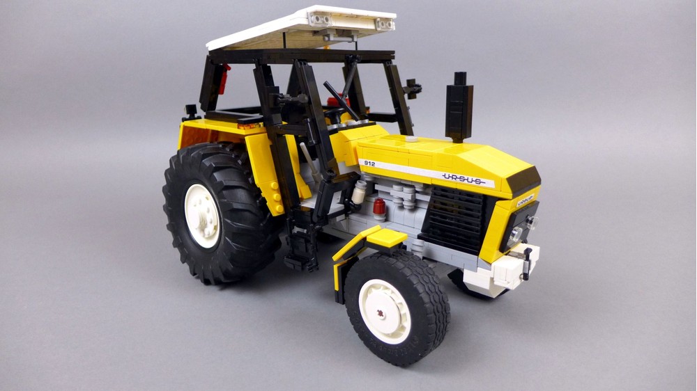 LEGO MOC Ursus 912 - Yellow version by M_longer | Rebrickable - Build ...