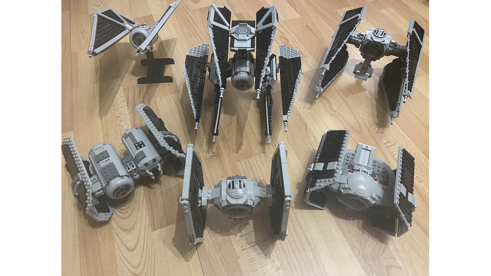 LEGO MOC Tie Defender by zsoltom | Rebrickable - Build with LEGO