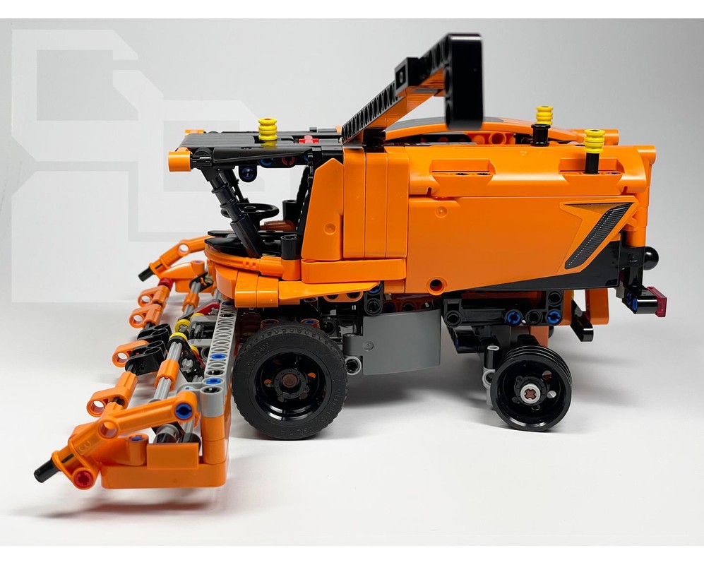 LEGO MOC Combine Harvester by Guys and Bricks | Rebrickable - Build ...