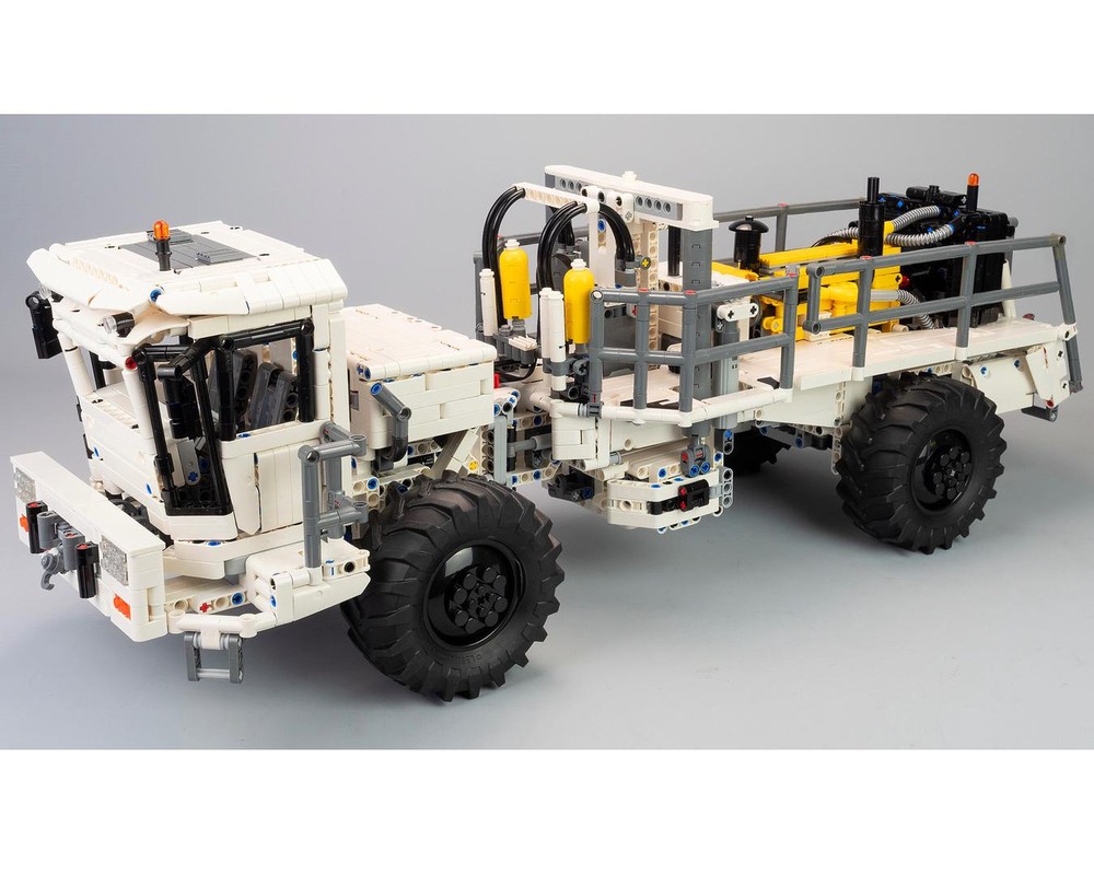 LEGO MOC Sercel VibroSeis Truck - Nomad 65 by Nico71 | Rebrickable - Build with LEGO