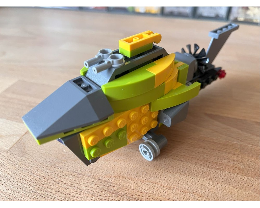 LEGO MOC Dropship - 31092 alternate by xqr_ | Rebrickable - Build with LEGO