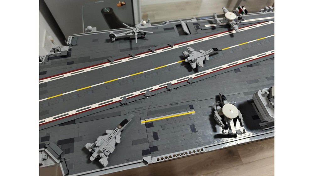 LEGO MOC 1/200 China Navy Air Carrier #18 FUJIAN(Type003) by seraphdoo ...