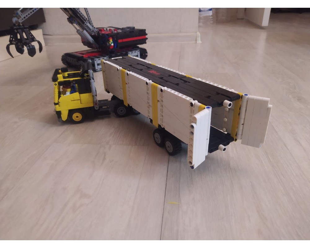 LEGO MOC Euro Truck 9L stud by kovchenkovskiy | Rebrickable - Build with LEGO