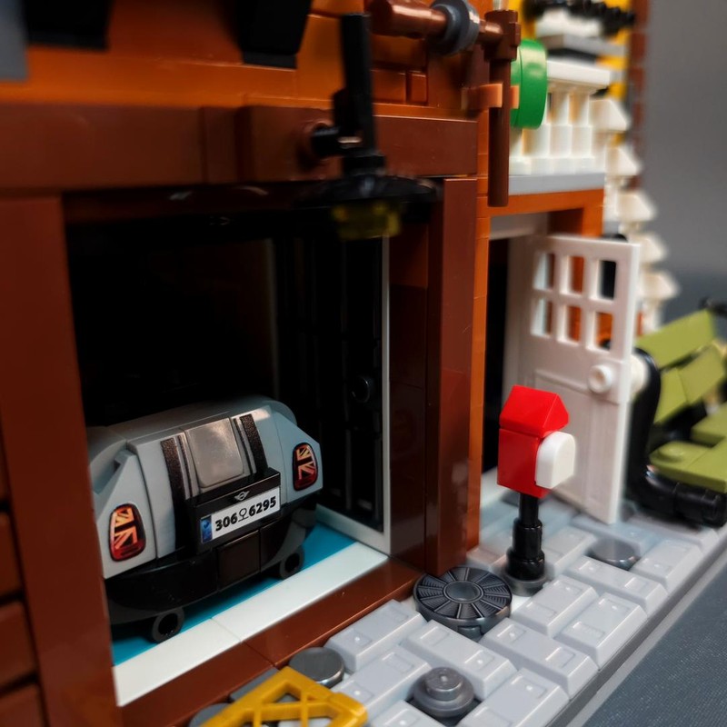 LEGO MOC Ashley's 2-story House by ohsojang | Rebrickable - Build with LEGO